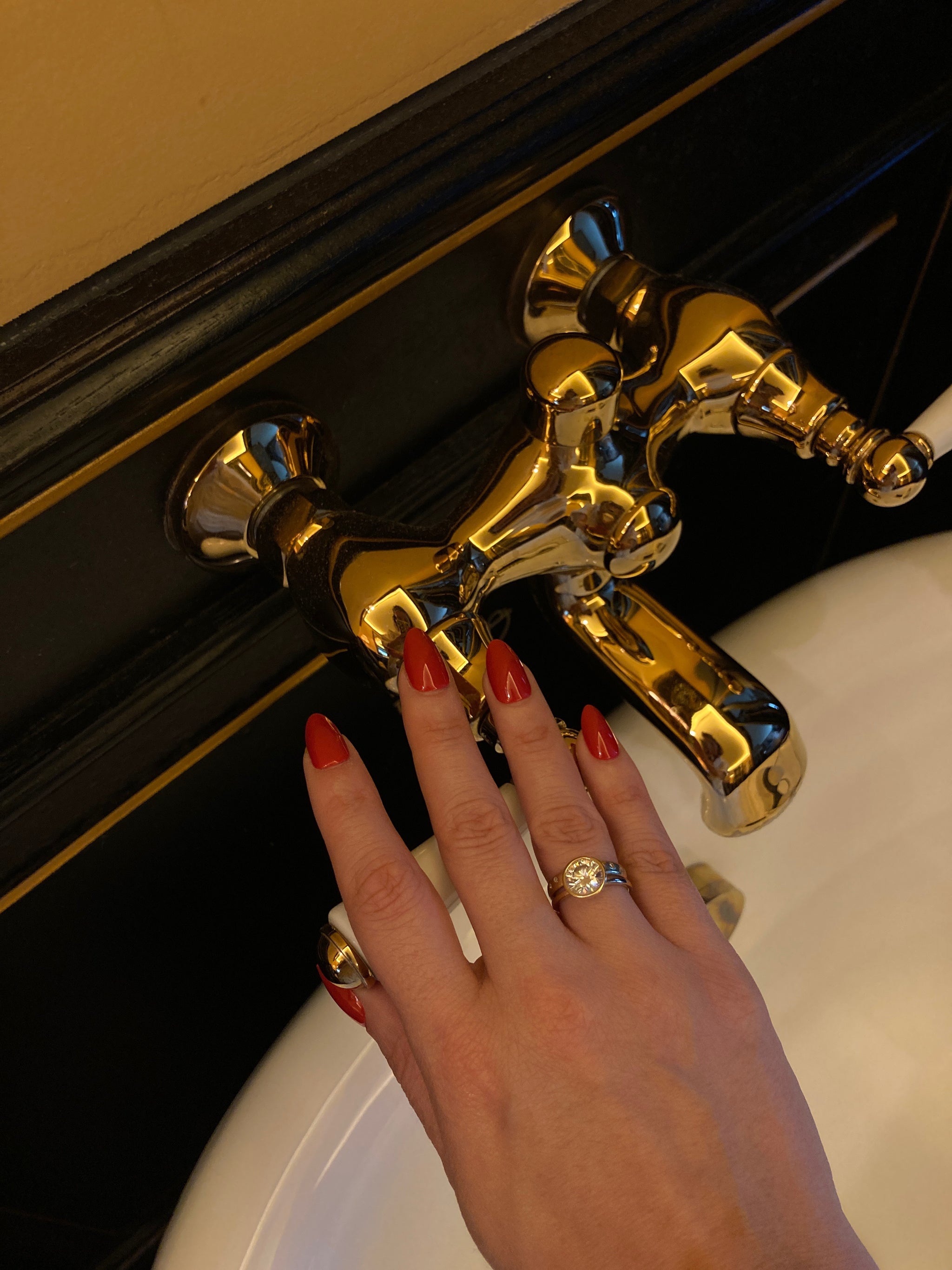 Understanding Heat Spikes in Gel Polish